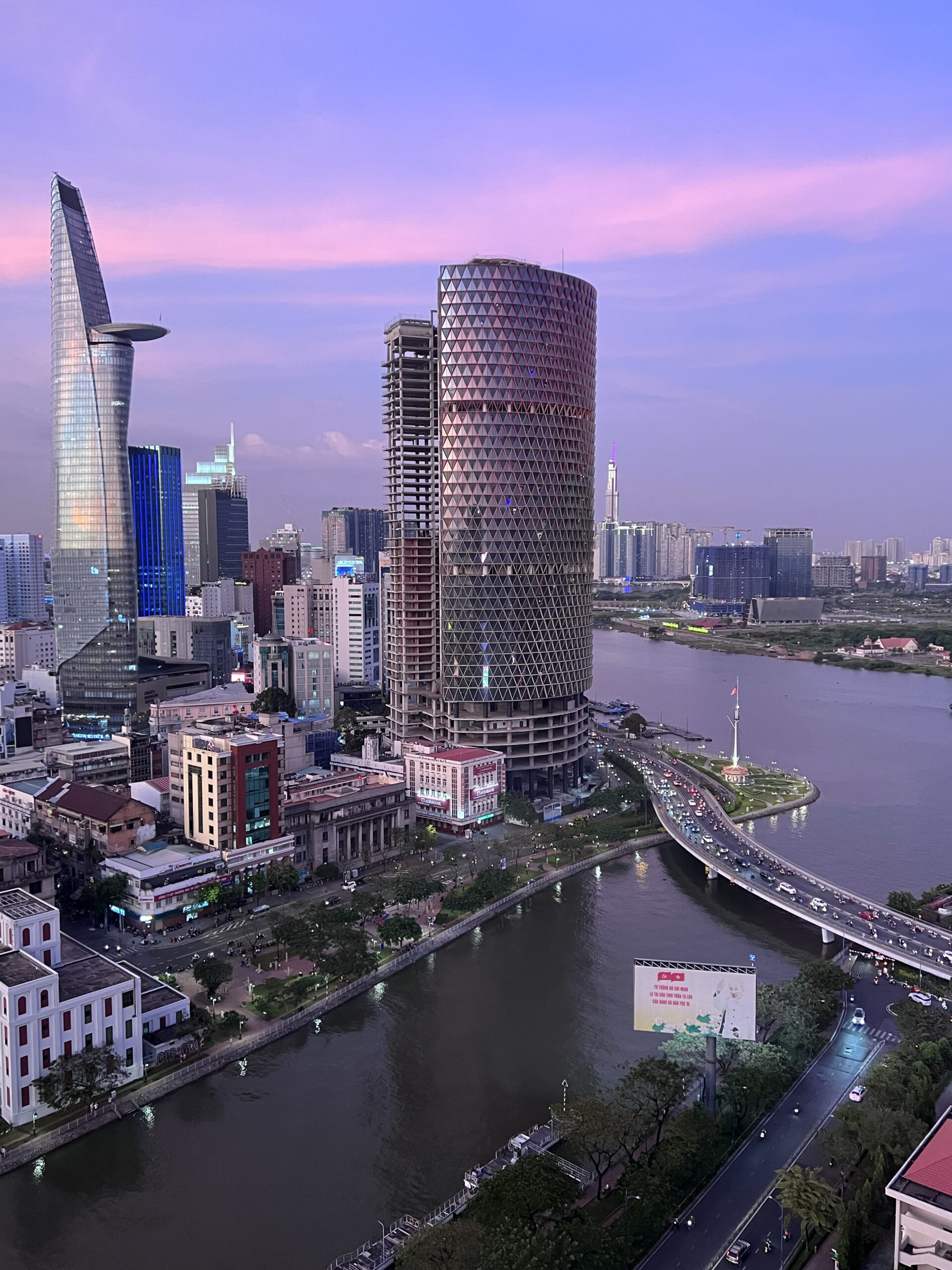 Magic Hour … – A Hangar Life